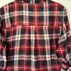 Nostalgia | Tops | Nostalgia Plaid Floral Button Up Shirt | Poshmark